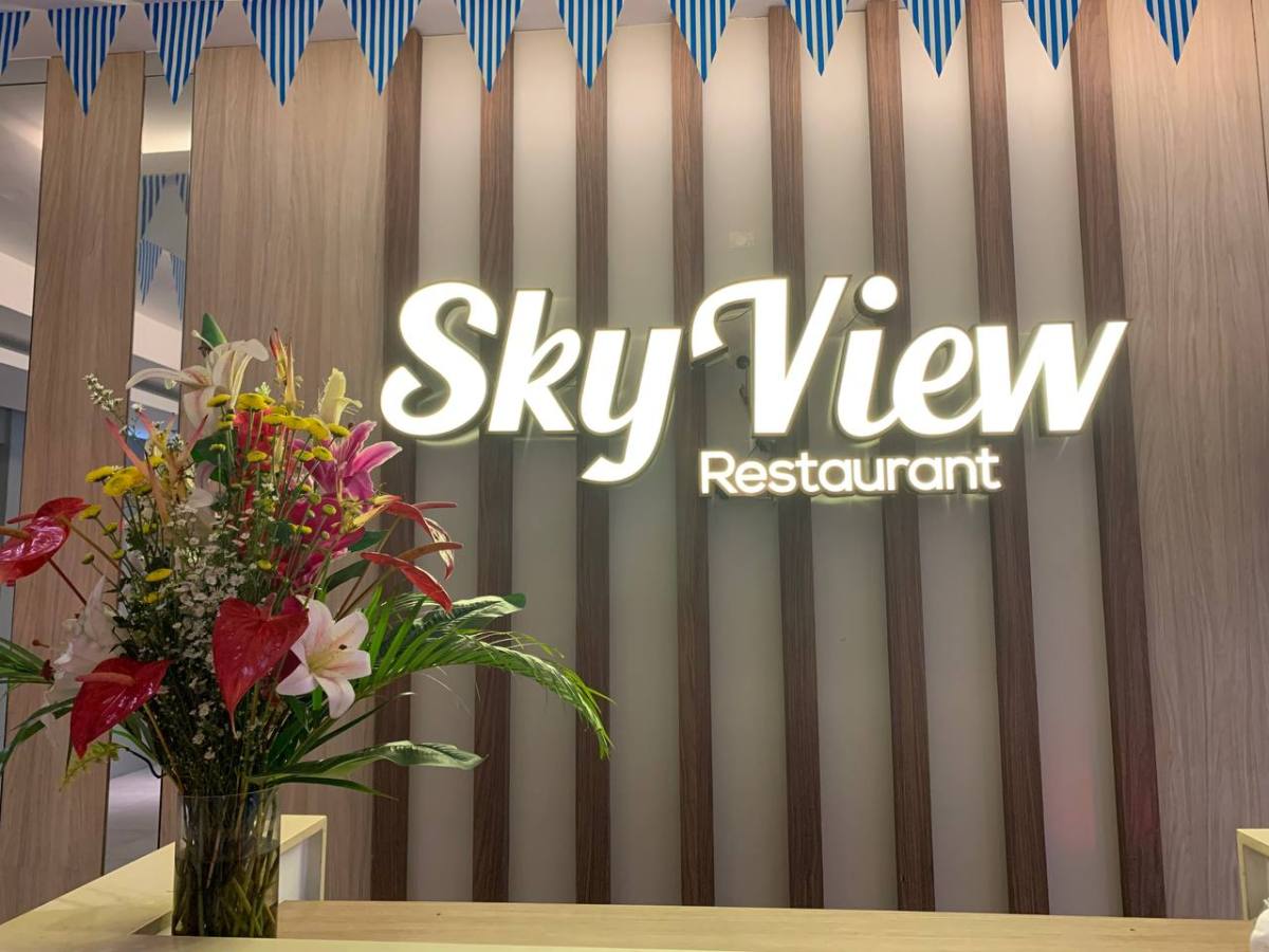 Top 5 Reasons to Dine and Unwind at Sky View Restaurant and Bar of Blue ...