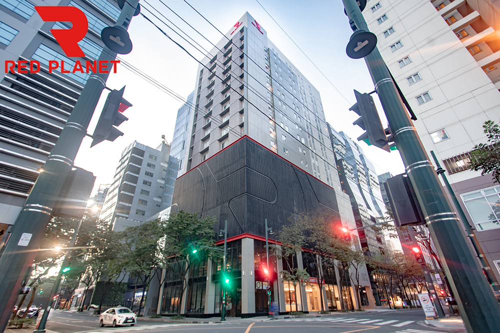 New Benchmarks in BGC’s Hospitality Industry Set by Red Planet Hotels ...